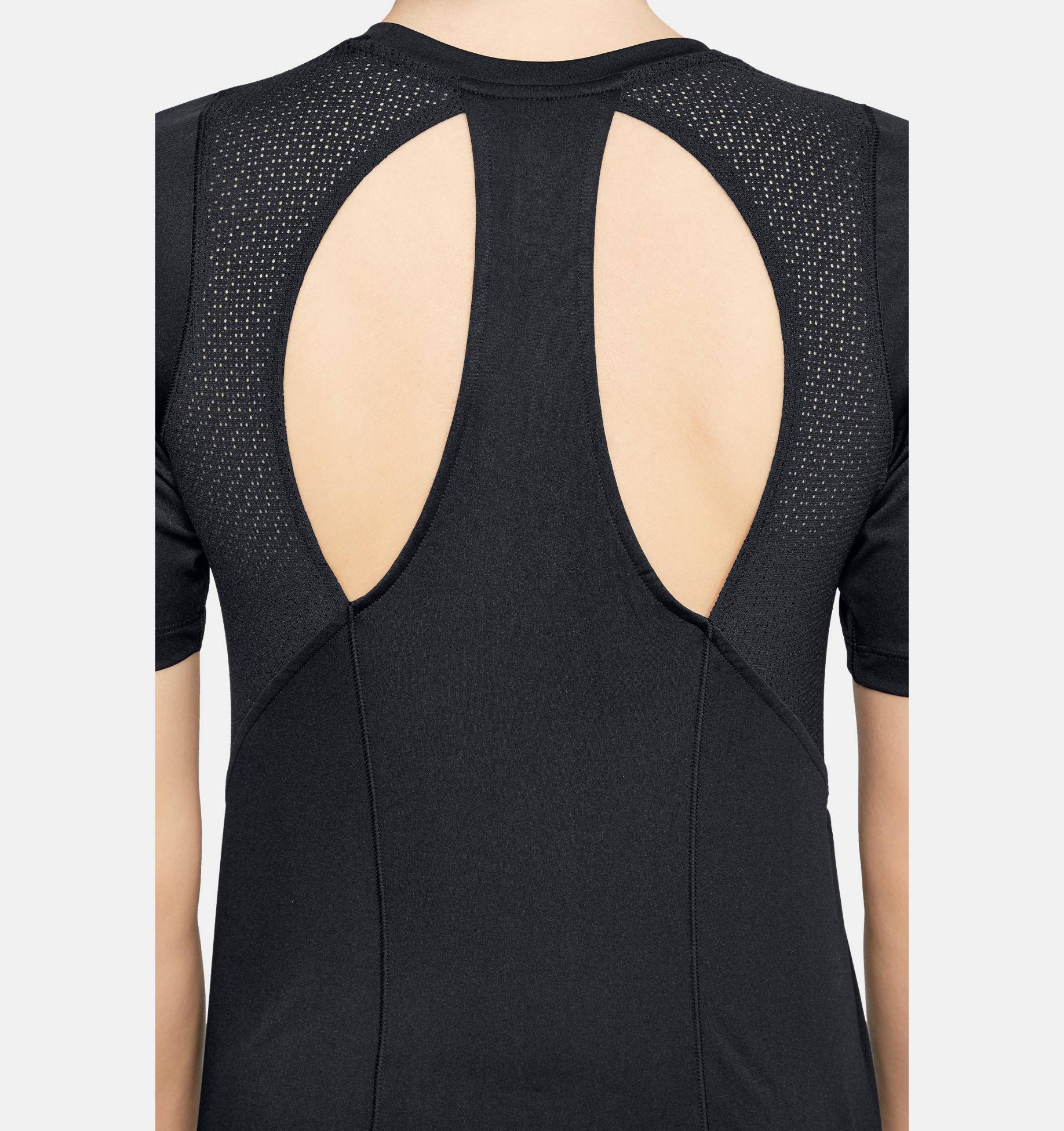 【女款】UA 上衣 Perpetual Short Sleeve 1305482-002 Black / Black - 全民海淘 纵有等待,终究值得